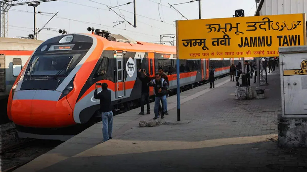 Katra Srinagar Train : 150 KM का सफर सिर्फ 2.5 घंटे में, 19 अप्रैल से इतिहास रचने को तैयार वंदे ...